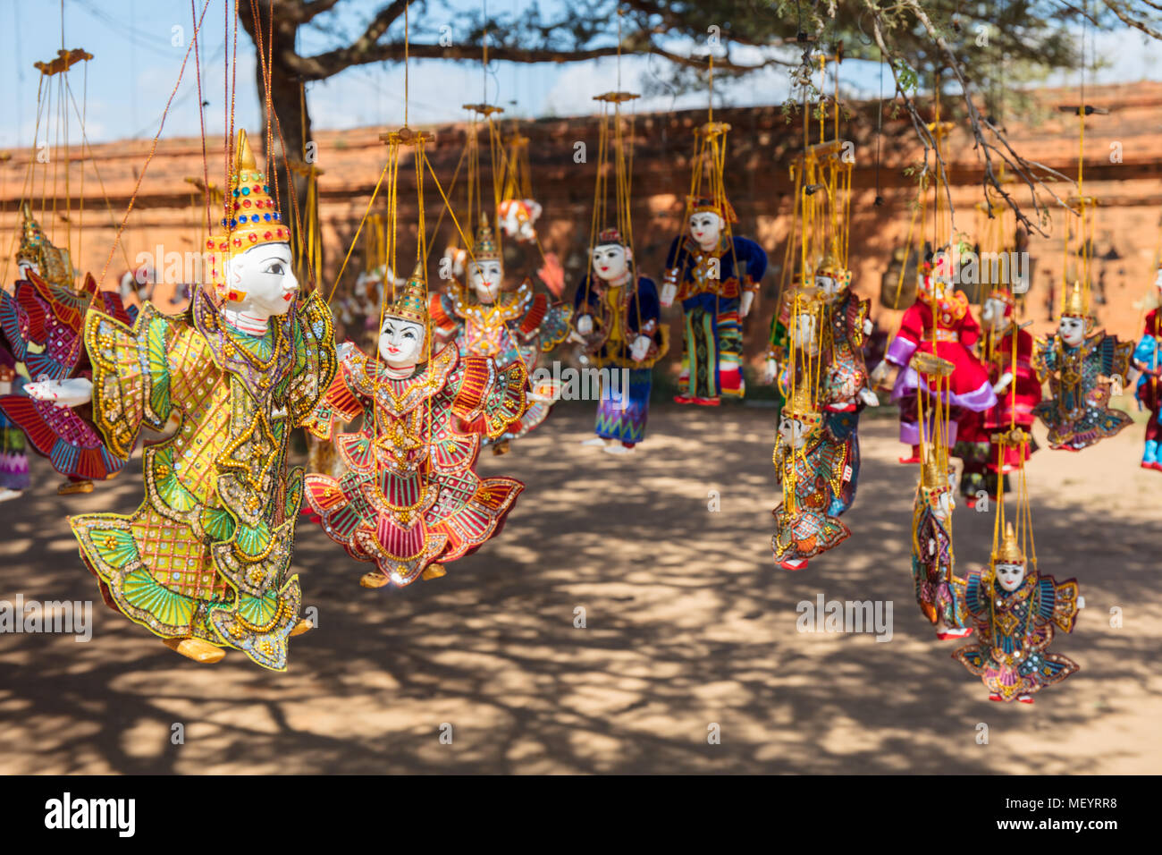 Burmese puppets hi-res stock photography and images - Alamy