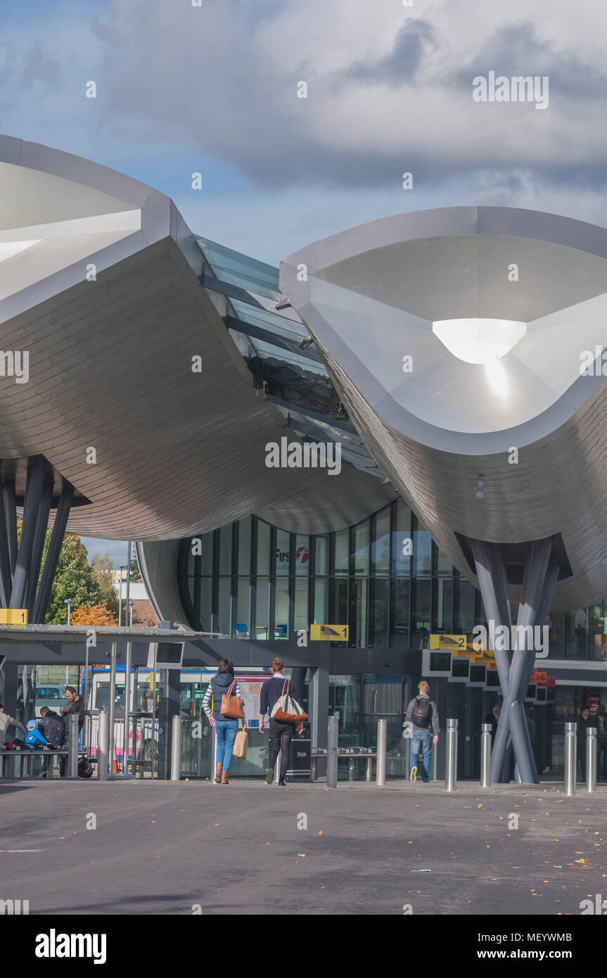 Slough Bus Station by Bblur architects: Phillip Roberts Stock Photo - Alamy