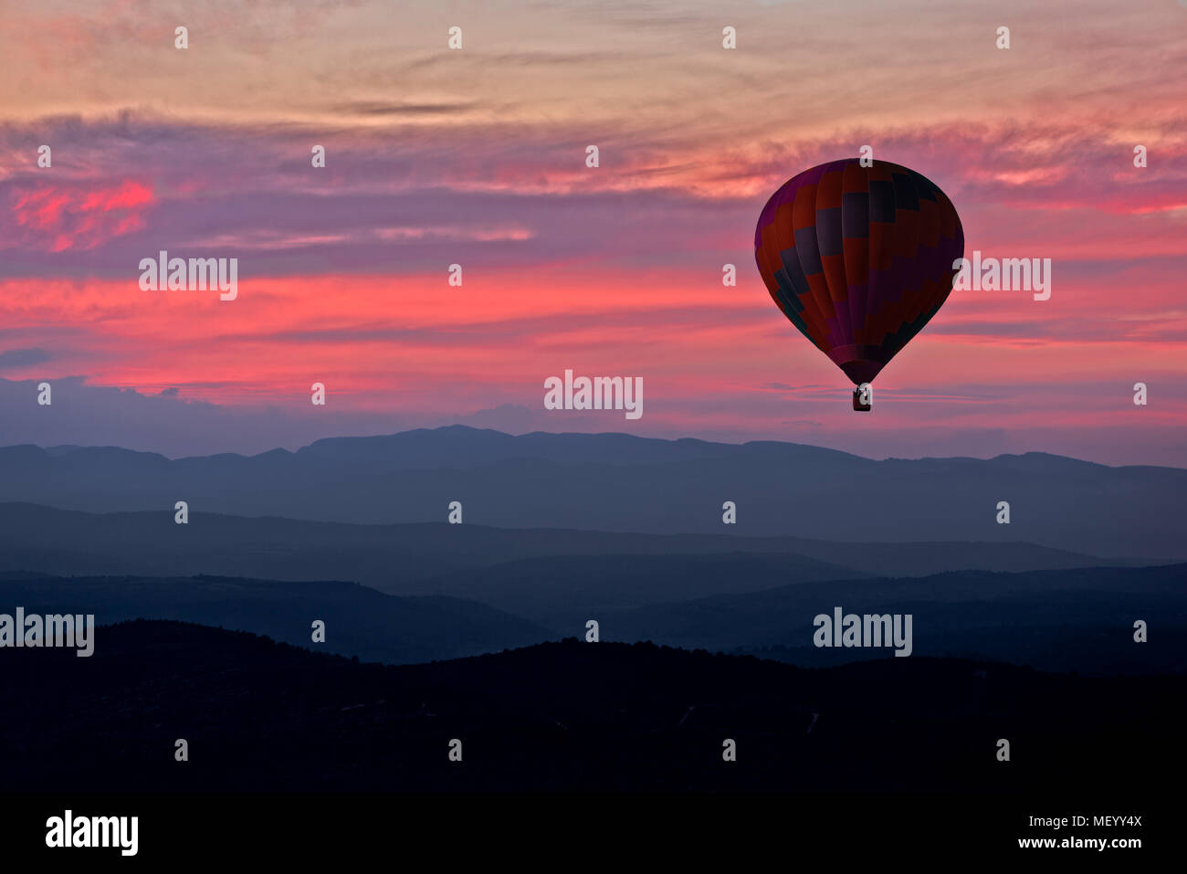 Aerostatic balloons hi-res stock photography and images - Alamy