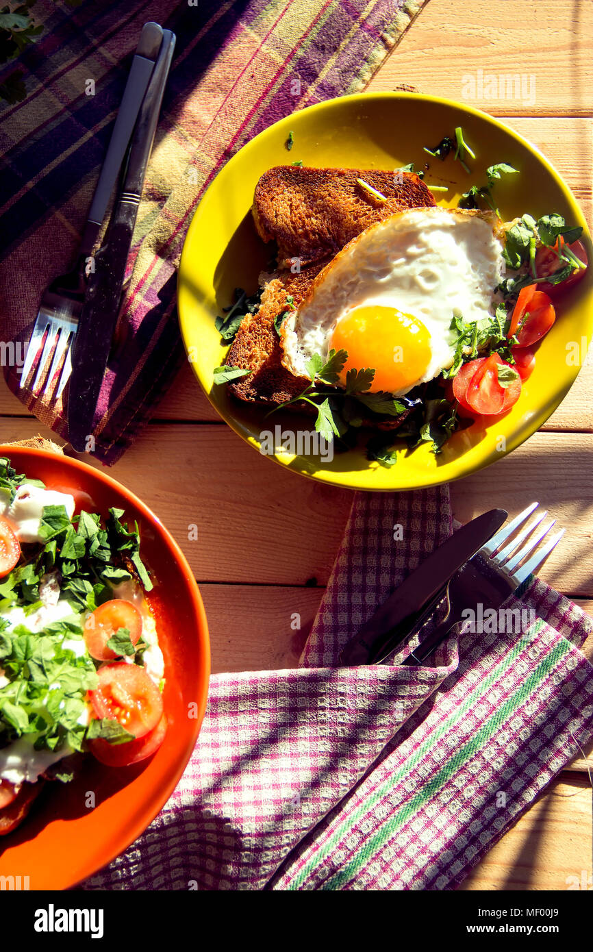 Country breakfast table hi-res stock photography and images - Alamy
