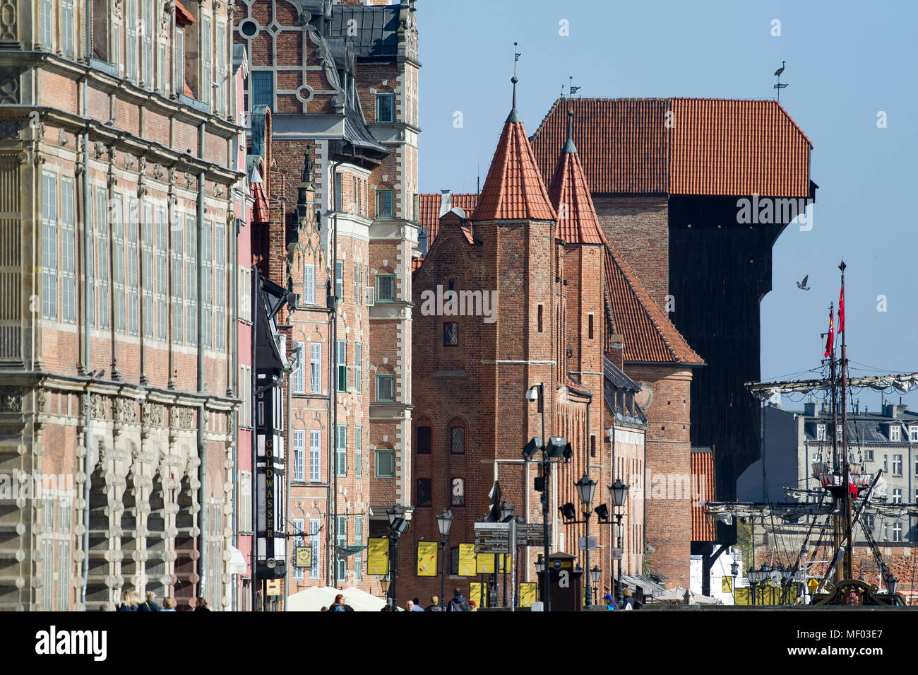 Gothic watergates Zielona Brama (Green Gate), Brama Chlebnicka (Bread ...