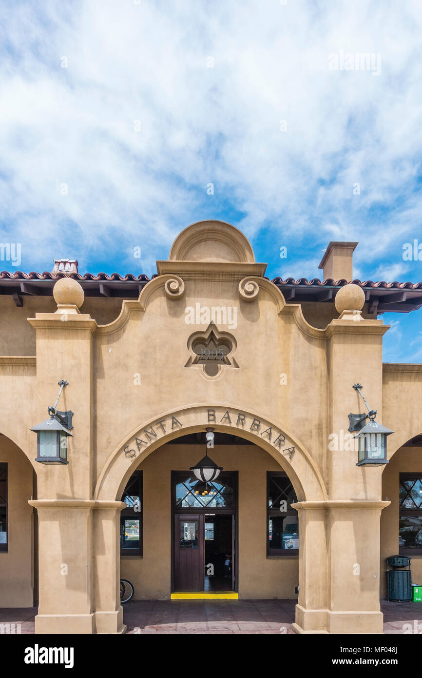 Santa barbara train station hi-res stock photography and images - Alamy