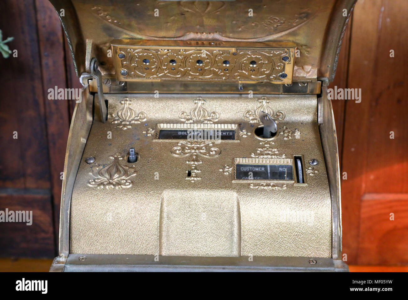 Images of Antique National 313 cash register, manufactured in 1912 ...