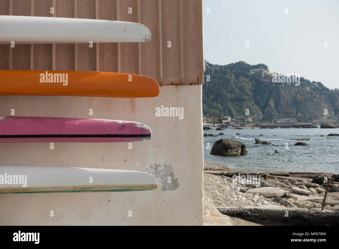 Italian canoe hi-res stock photography and images - Alamy