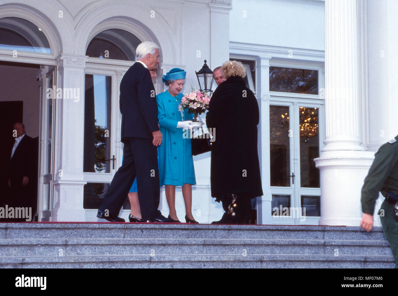 Richard elizabeth ii queen hi-res stock photography and images - Alamy