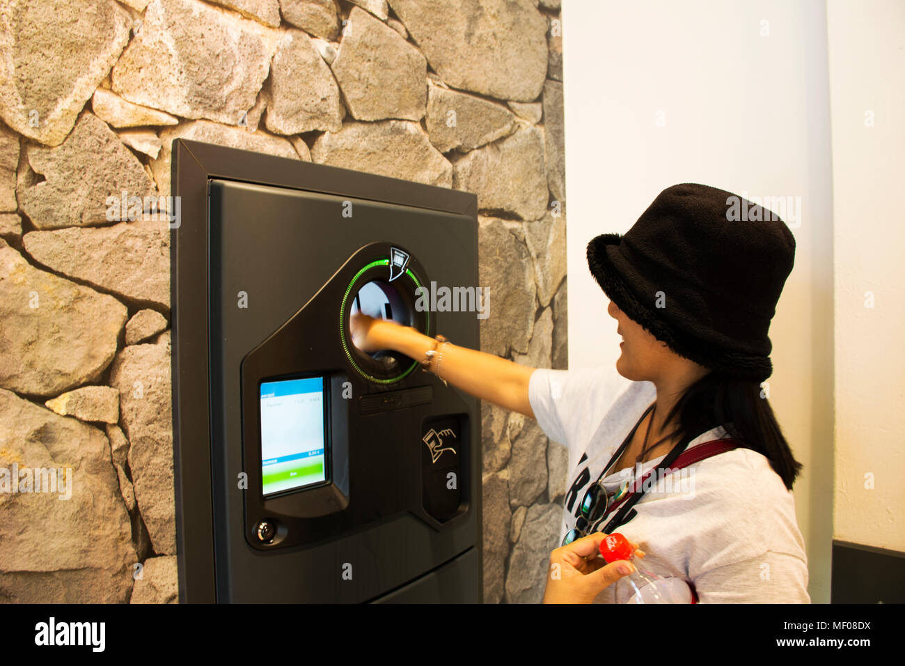 Reverse vending machine germany hi-res stock photography and images - Alamy