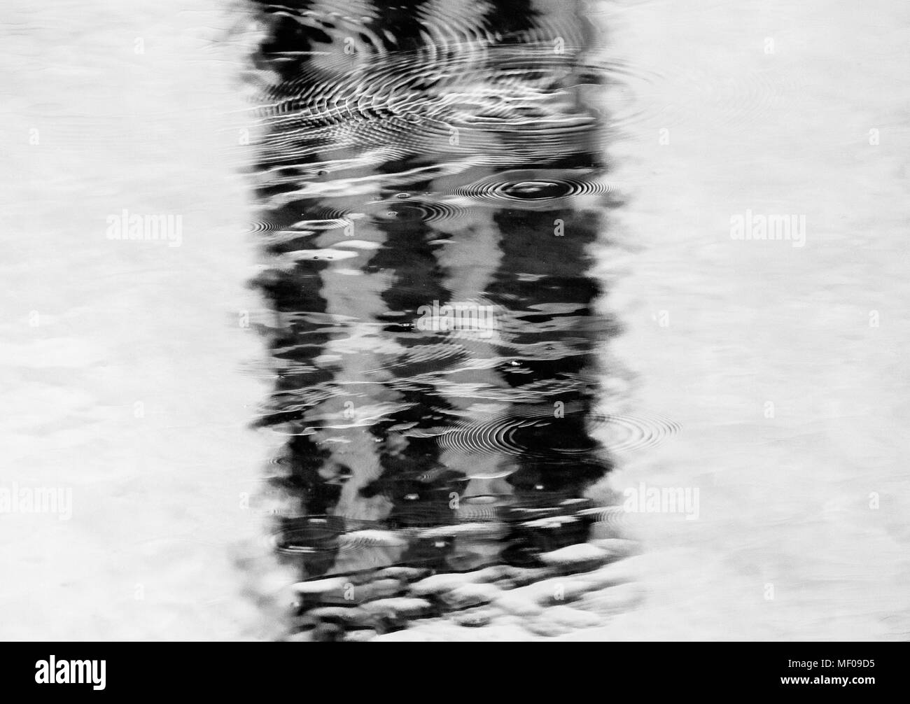 Reflecting on window hi-res stock photography and images - Alamy