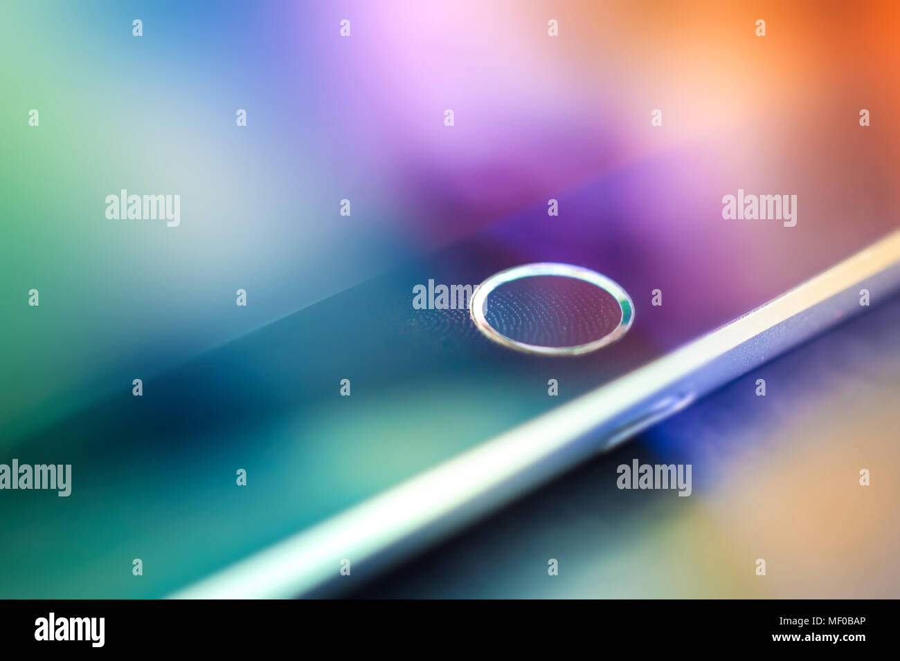 Smartphone finger sensor hi-res stock photography and images - Alamy