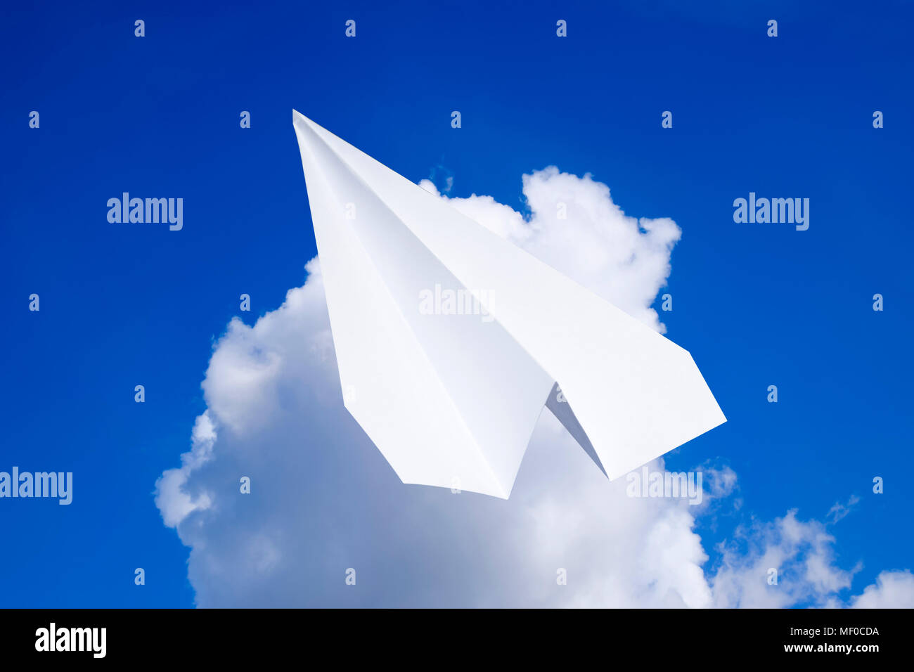 Messenger light aircraft hi-res stock photography and images - Alamy