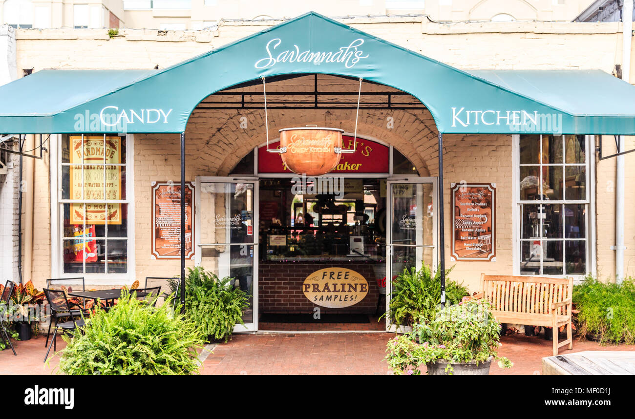 Candy samples hi-res stock photography and images - Alamy