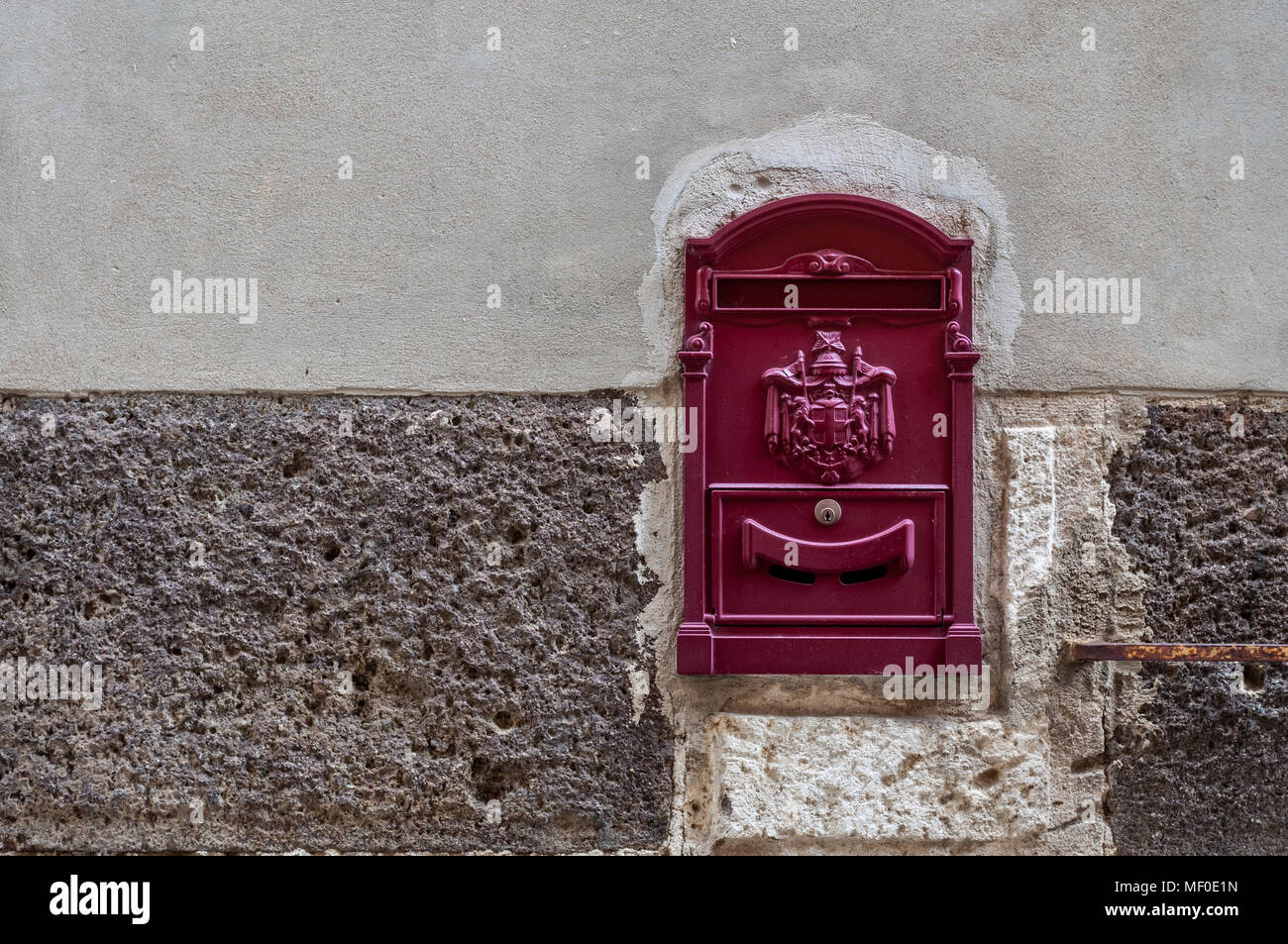 Mailbox red blue color hi-res stock photography and images - Alamy