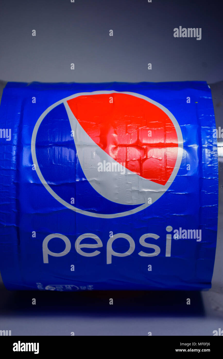 Pepsi label hi-res stock photography and images - Alamy
