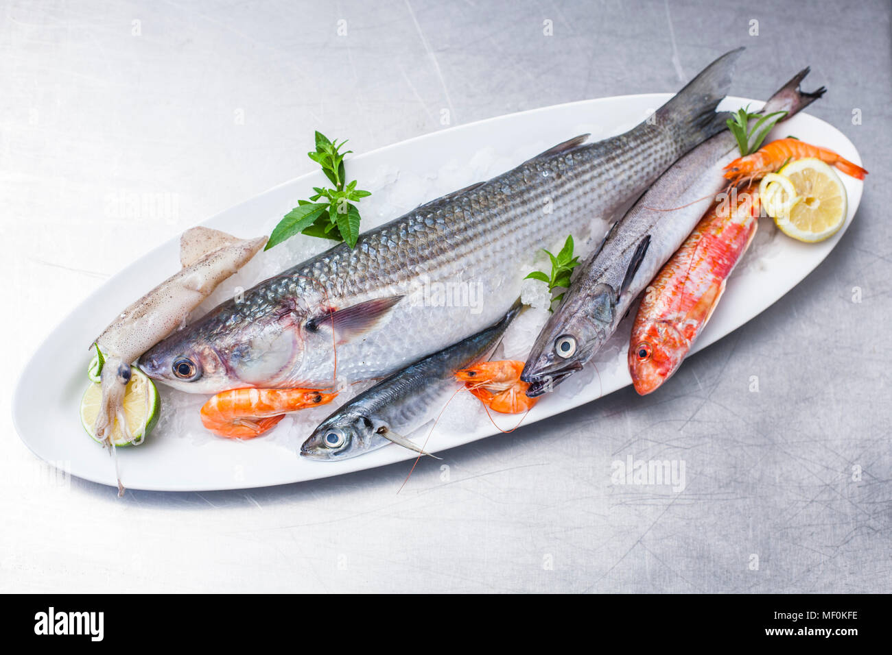 Raw fish hi-res stock photography and images - Alamy