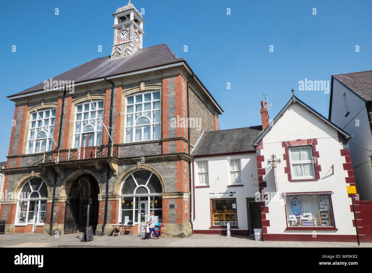 Lampeter town hall hi-res stock photography and images - Alamy