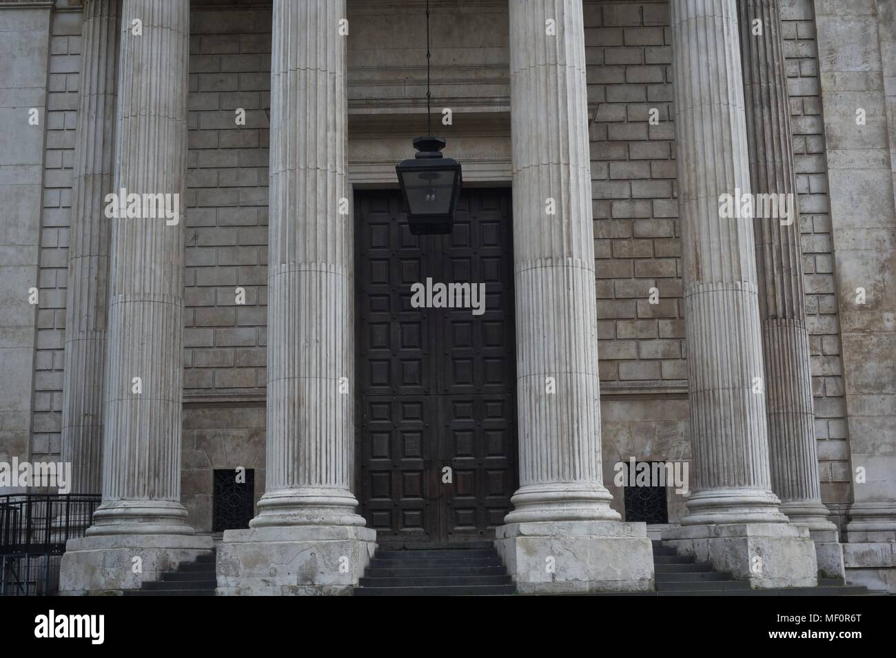 St Pauls Cathedral Paternoster Square Stock Photo - Alamy