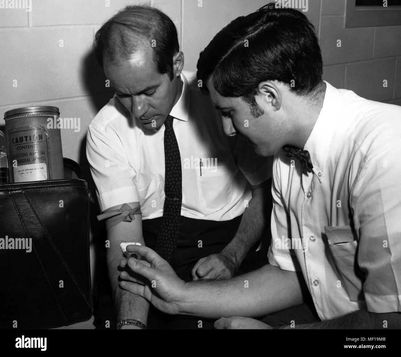 Centers disease control prevention cdc Black and White Stock Photos ...