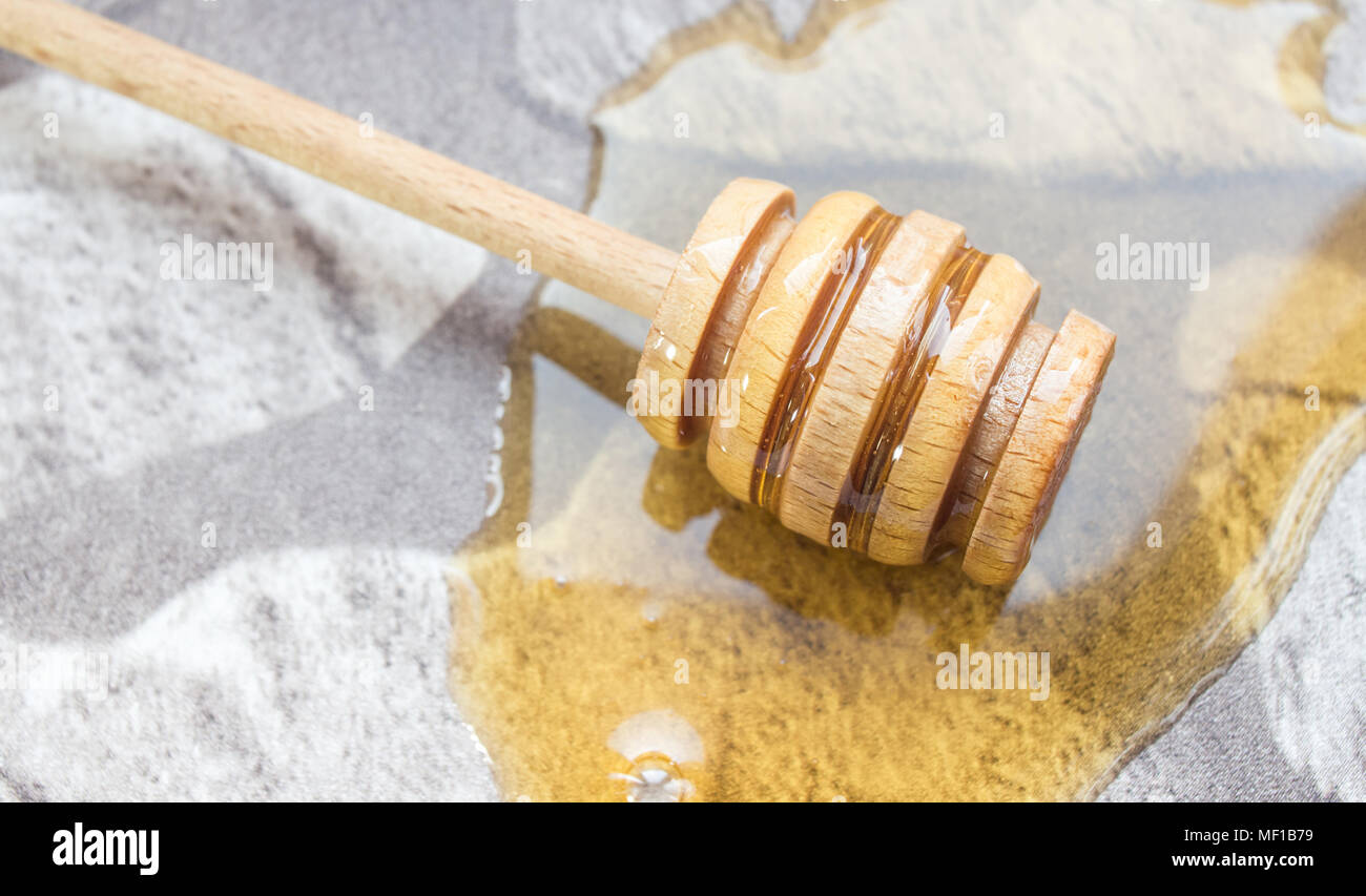Honey spill isolated hi-res stock photography and images - Alamy