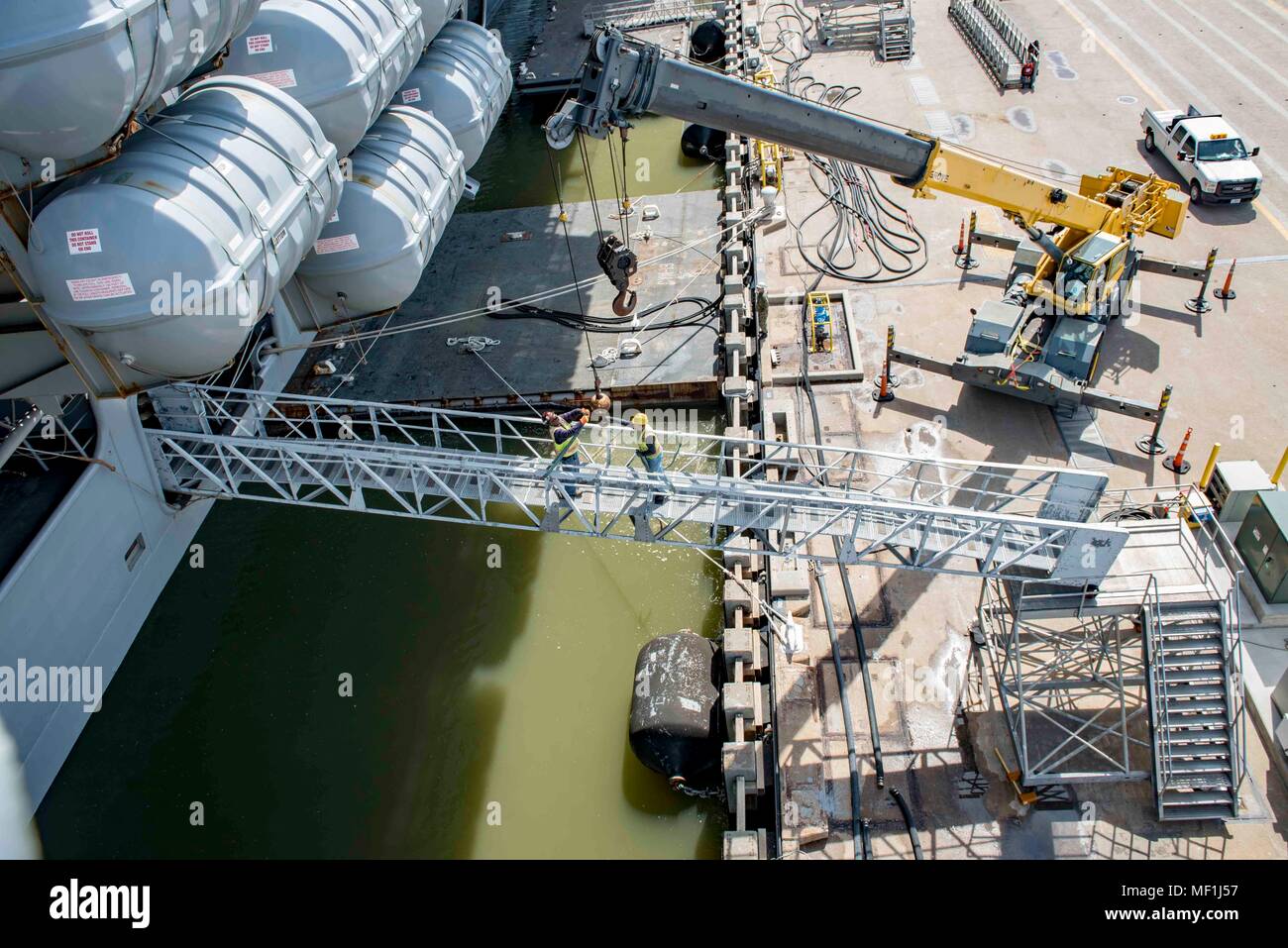 Brow of ship hi-res stock photography and images - Alamy