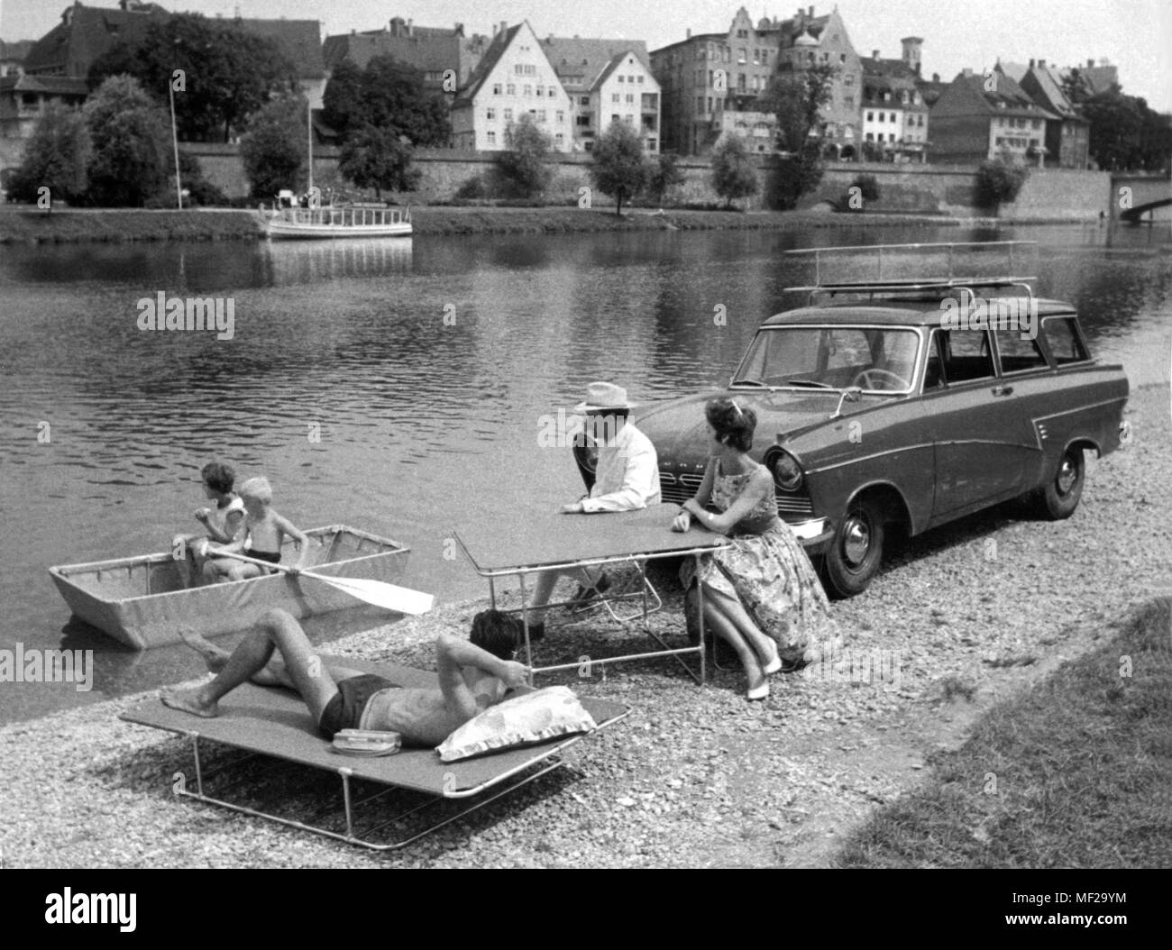 System modular Black and White Stock Photos & Images - Alamy