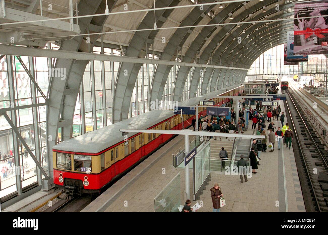 1998 bus hi-res stock photography and images - Alamy