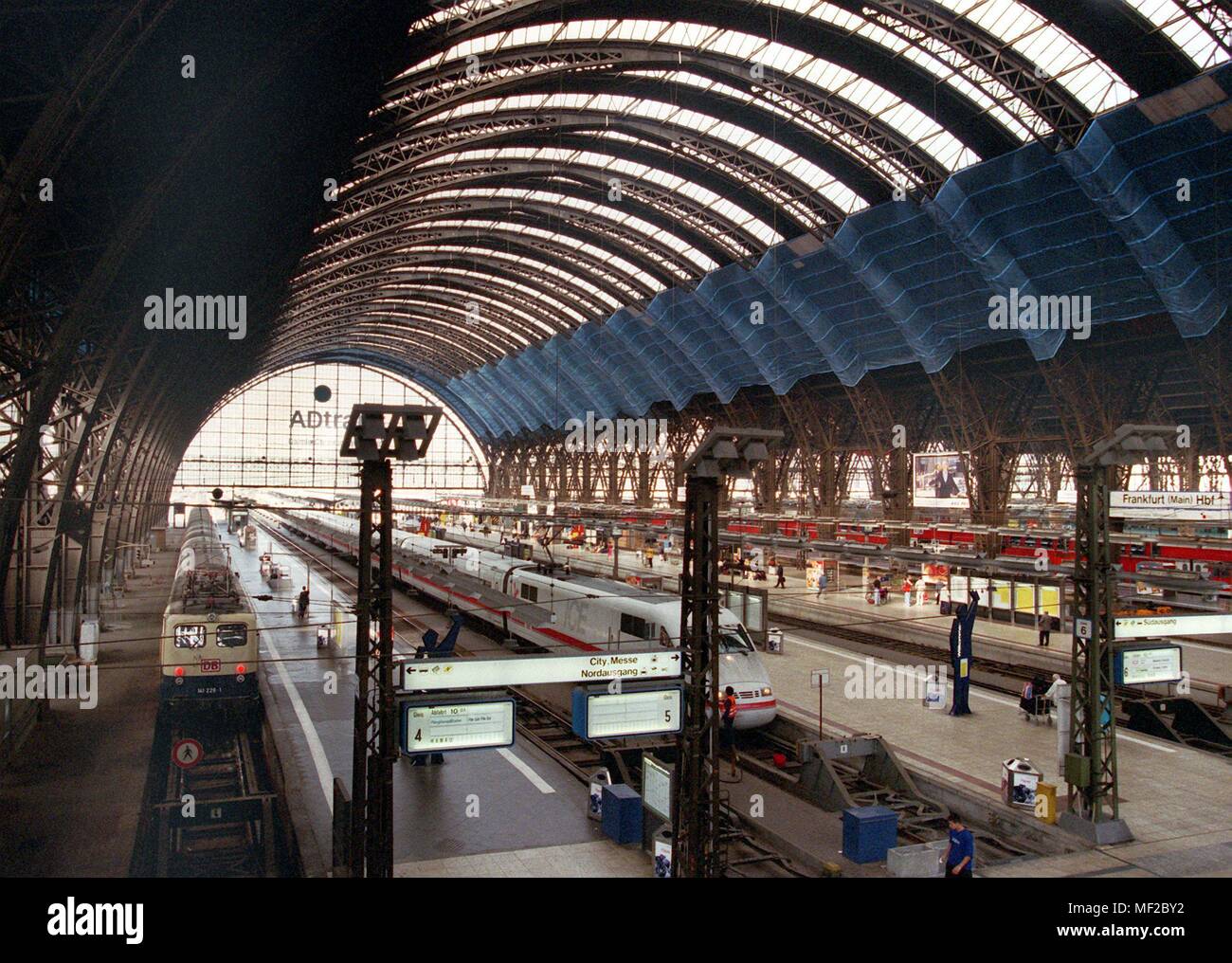 On 11 september 1999 hi-res stock photography and images - Alamy