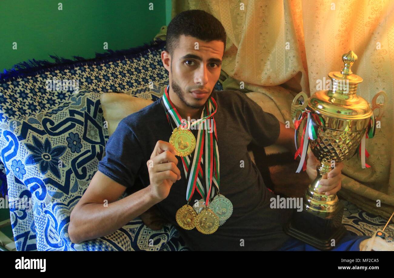 Dair Al Balah, Gaza Strip, Palestinian Territory. 24th Apr, 2018 ...