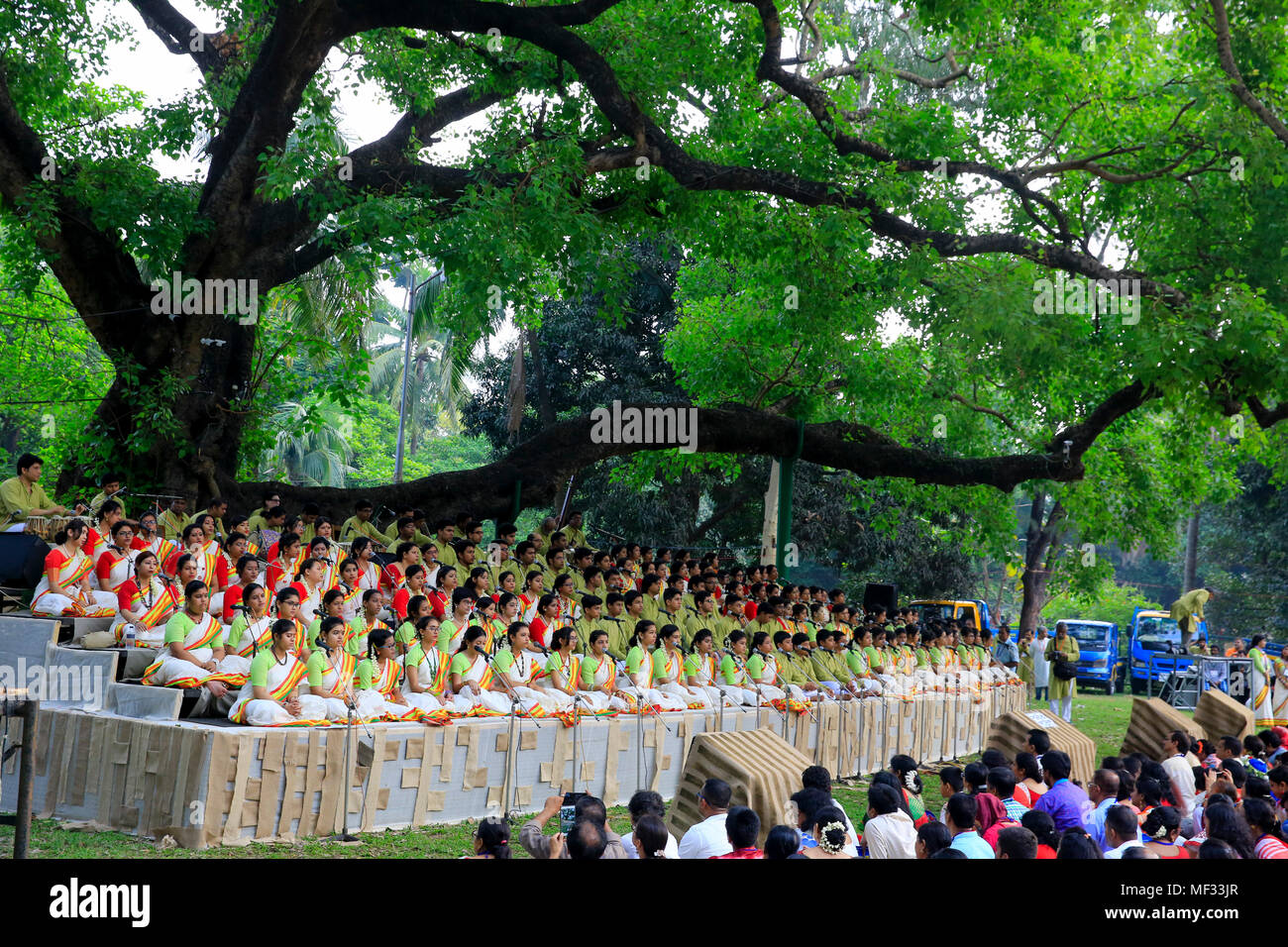 Chhayanaut’s singers sing a Boishakhi song to celebrate ‘Pohela ...