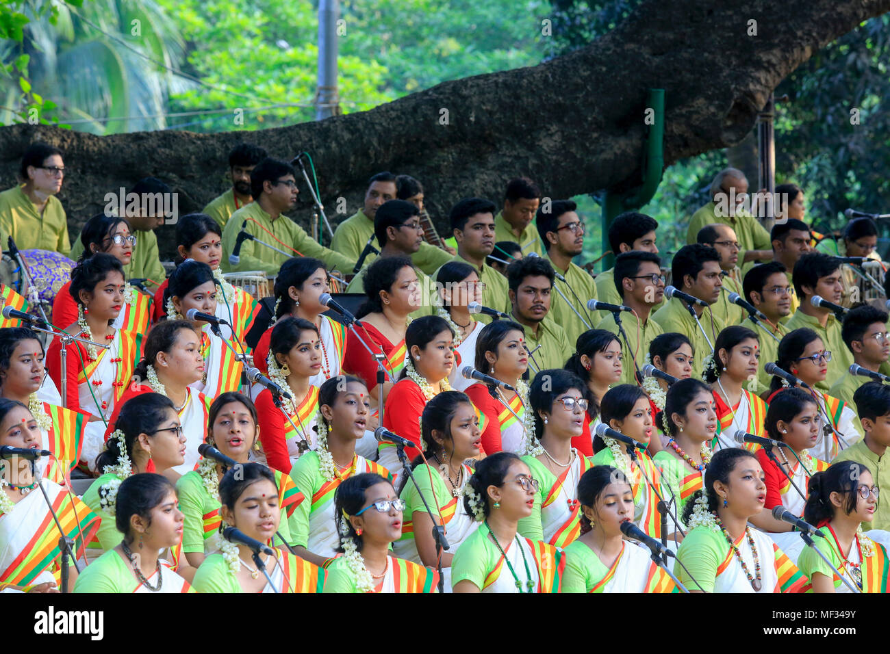 Chhayanaut’s singers sing a Boishakhi song to celebrate ‘Pohela ...