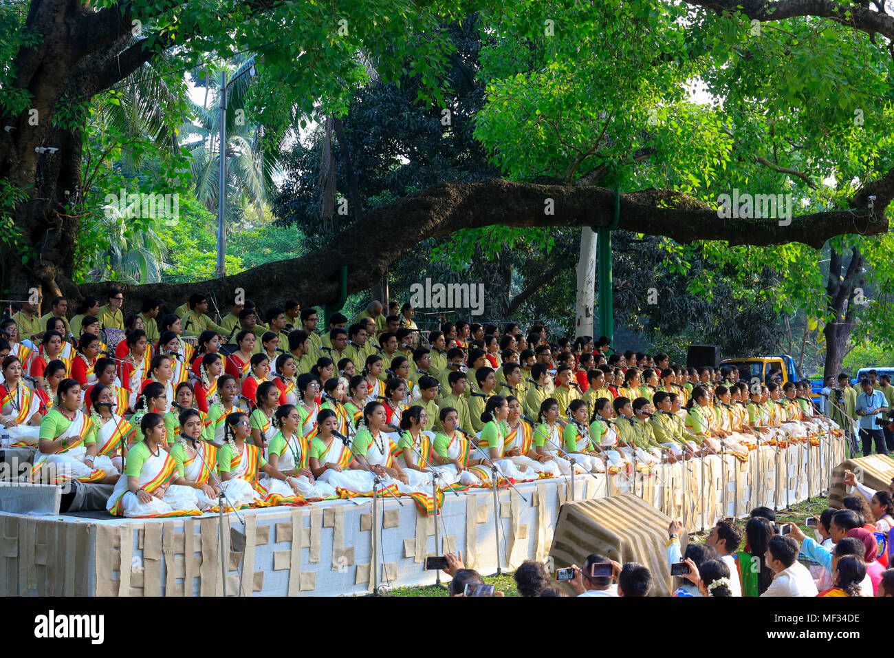 Chhayanaut’s singers sing a Boishakhi song to celebrate ‘Pohela ...