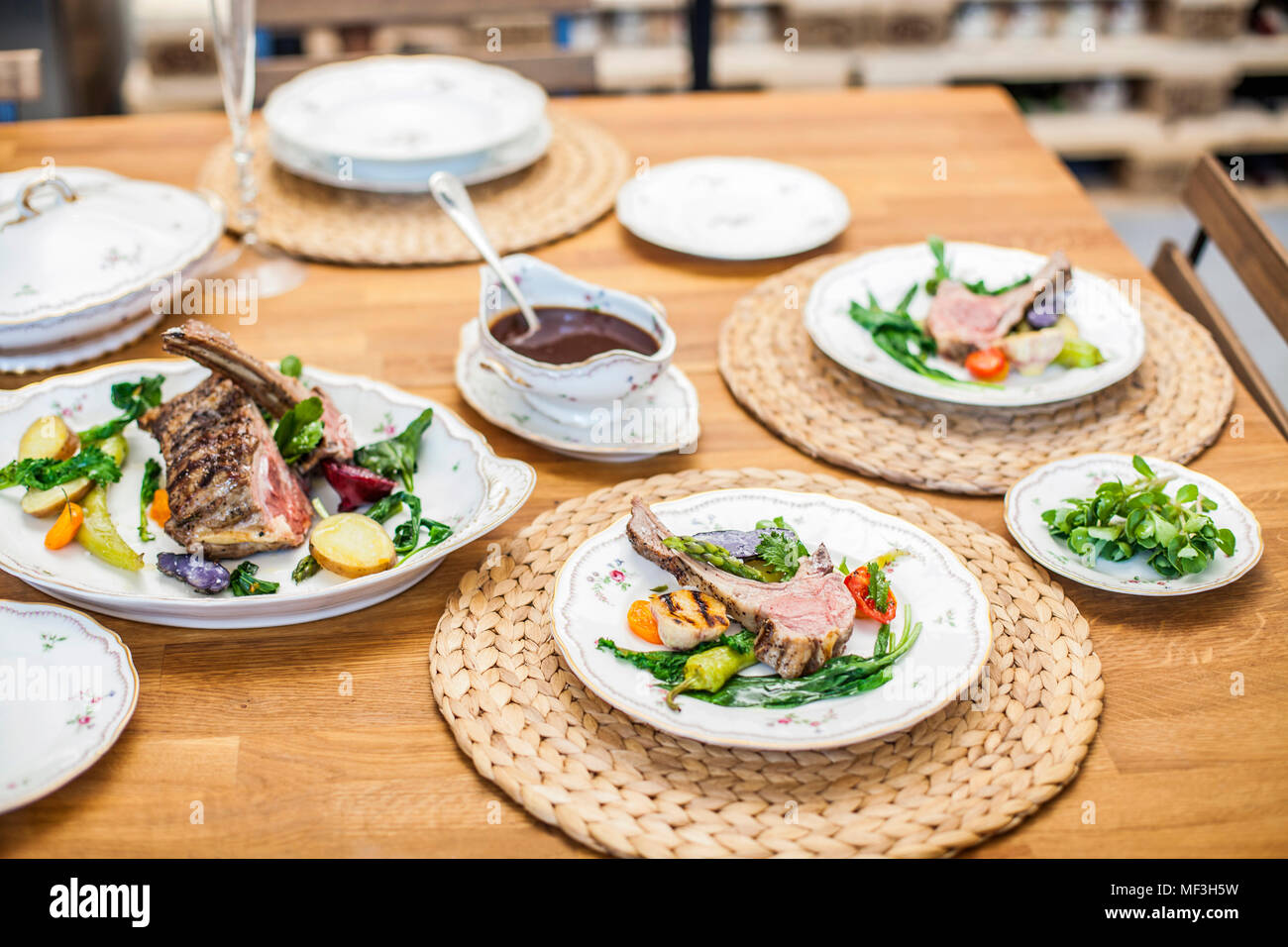 Lamb dish table hi-res stock photography and images - Alamy