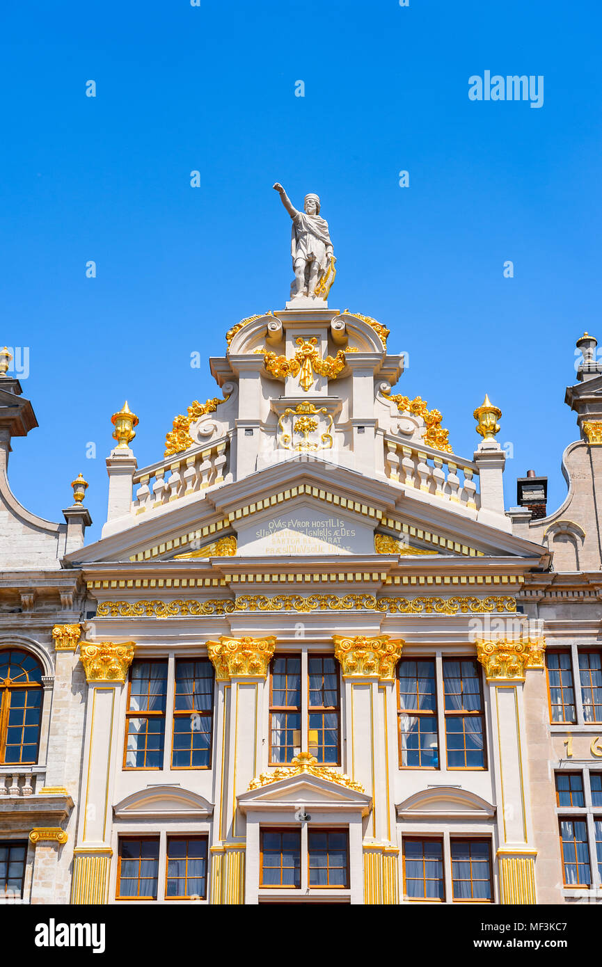 Architecture on the Grand Place (Grote Markt), the central square of ...