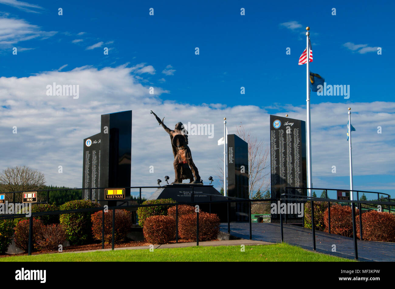 Grand ronde tribe hi-res stock photography and images - Alamy