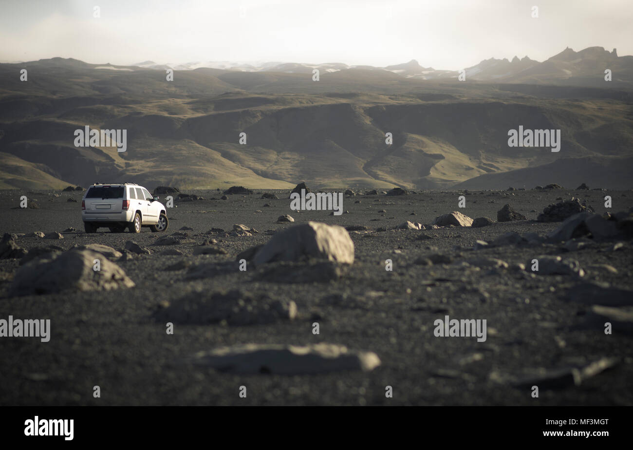 Jeeps drives off road hi-res stock photography and images - Alamy
