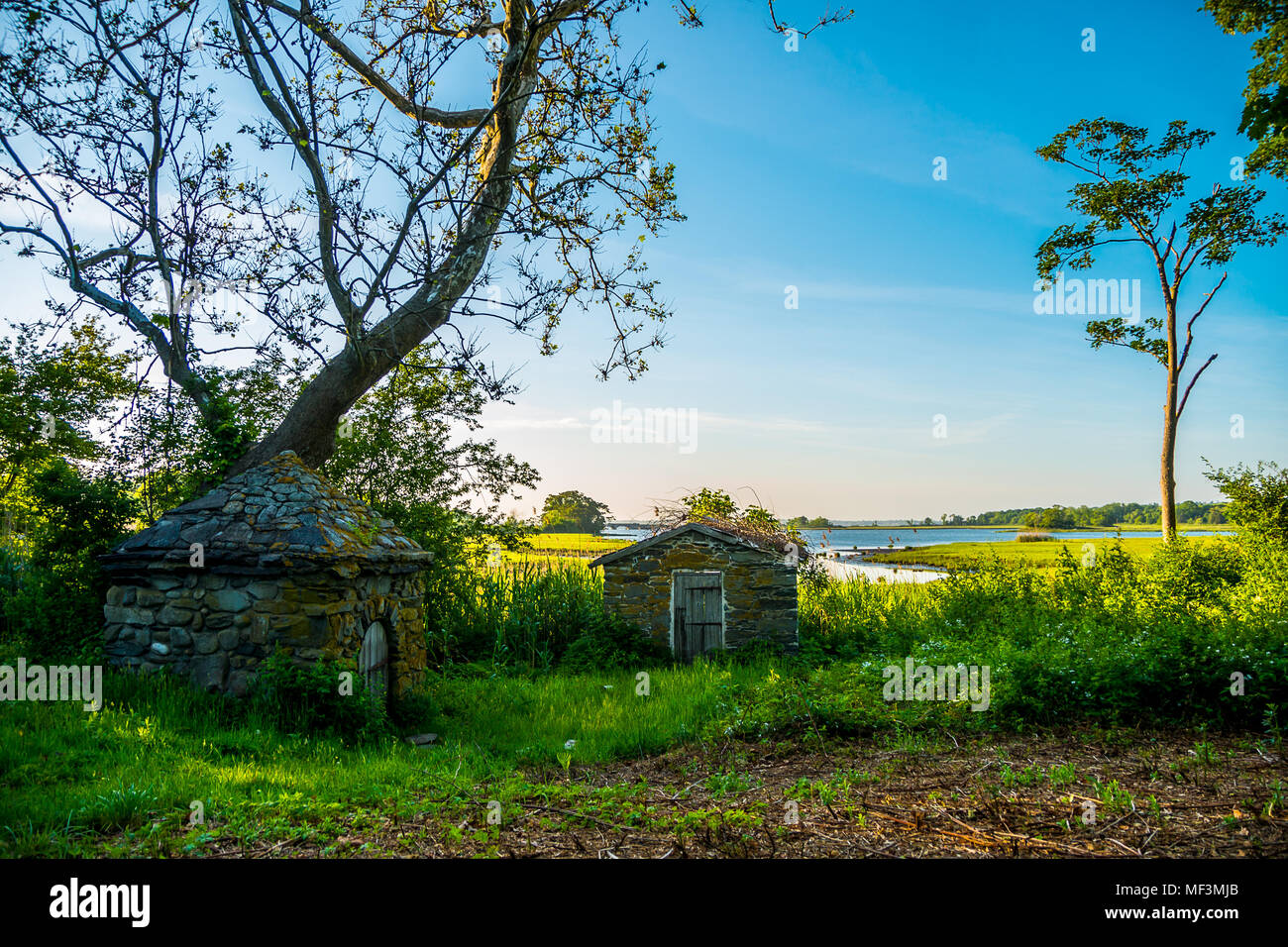 Bristol rhode island hi-res stock photography and images - Alamy