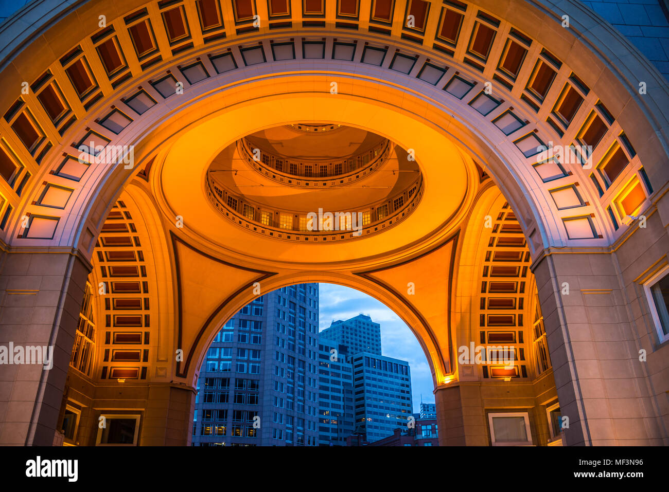 Boston city life hi-res stock photography and images - Alamy