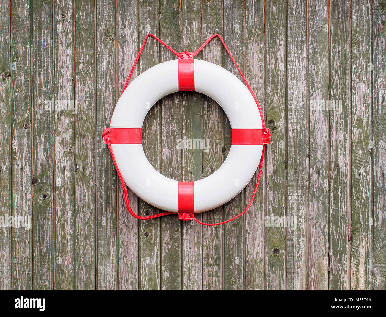 Ring buoy lifering hi-res stock photography and images - Alamy