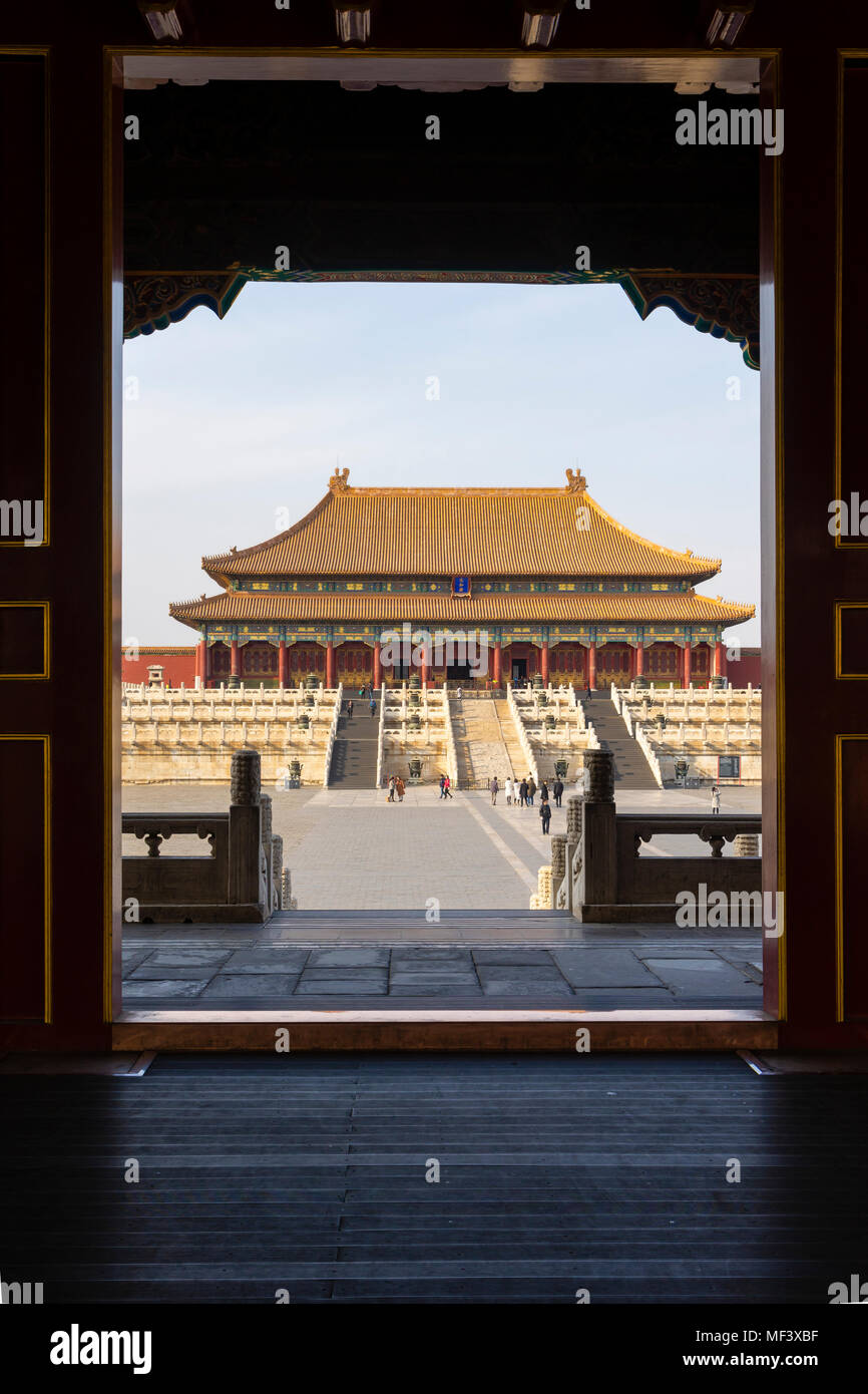 Entrance door forbidden city hi-res stock photography and images - Alamy