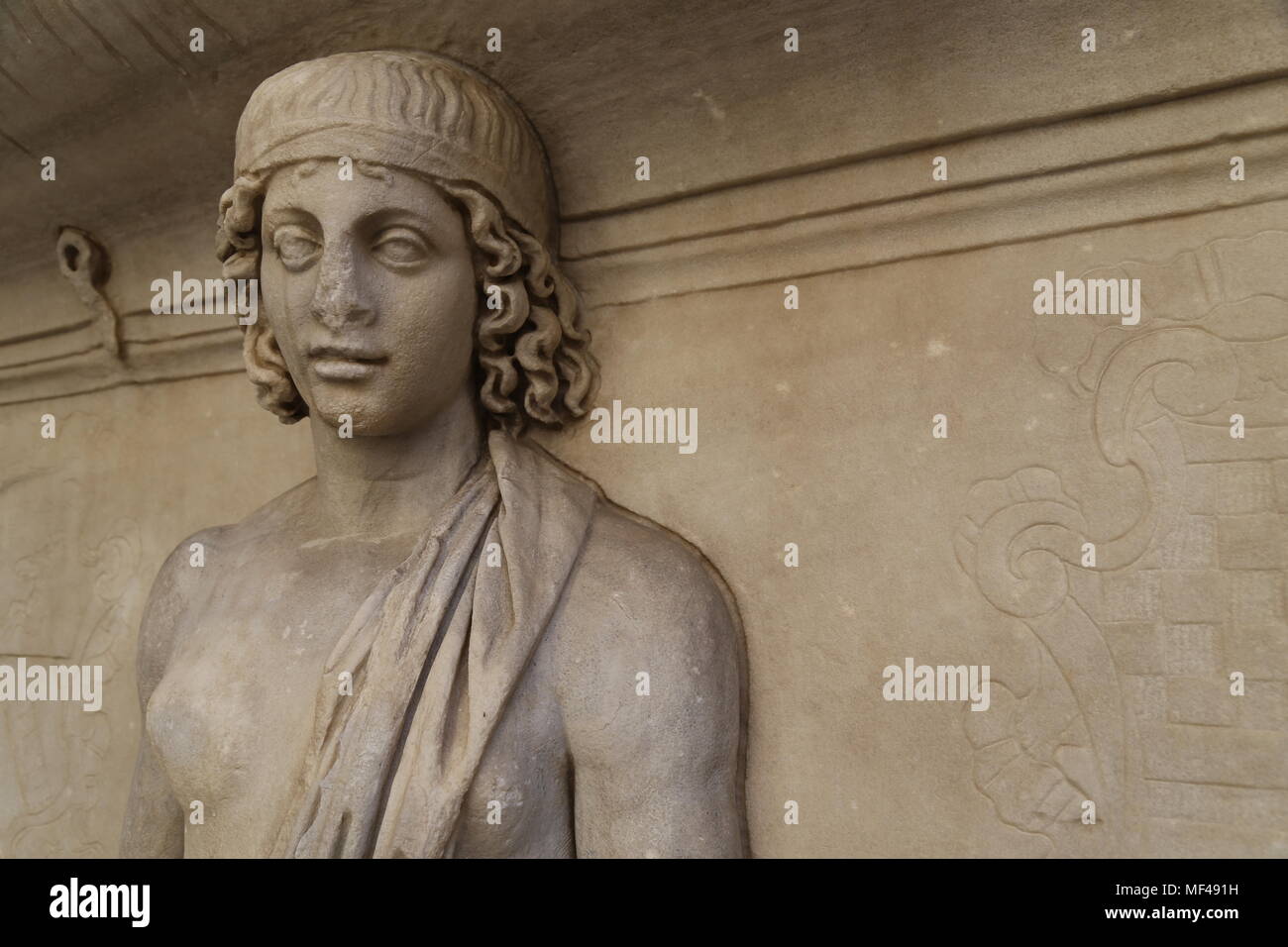 Ancient Roman Sculpture Stock Photo - Alamy