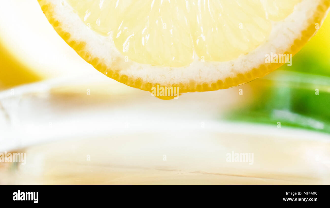 Macro image of freshly cut lemon slice Stock Photo - Alamy