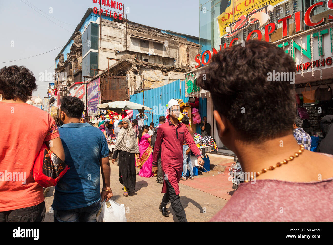 Crowded Street Mumbai High Resolution Stock Photography and Images - Alamy