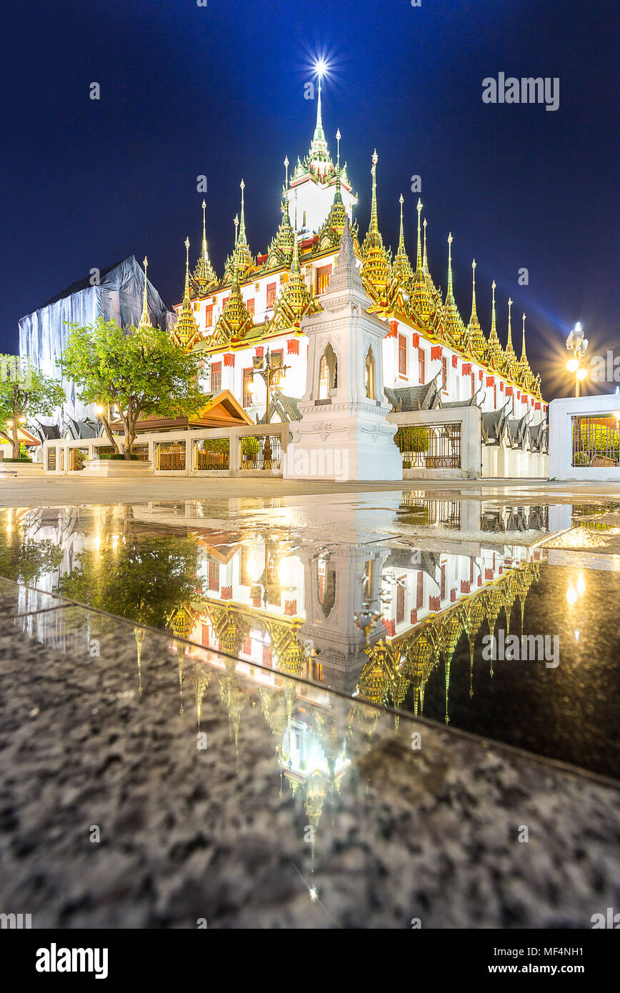 Wat Ratchanadda, Loha Prasat, in sunset time where is the famous buddha ...