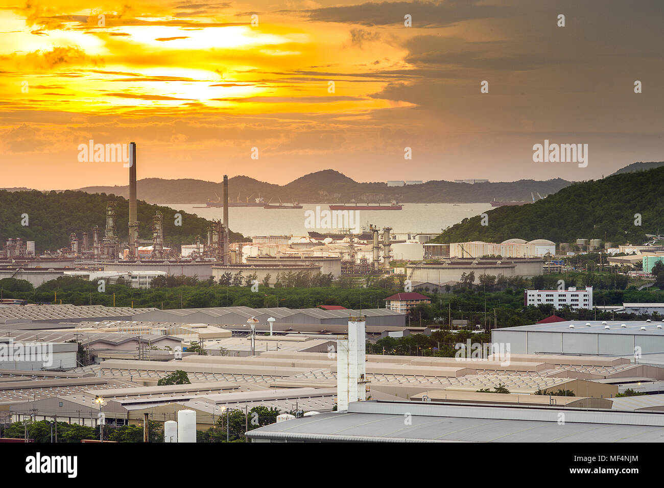 Asian oil production hi-res stock photography and images - Alamy