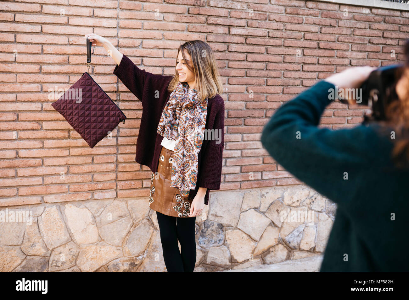 Fashion photo shoot hi-res stock photography and images - Alamy