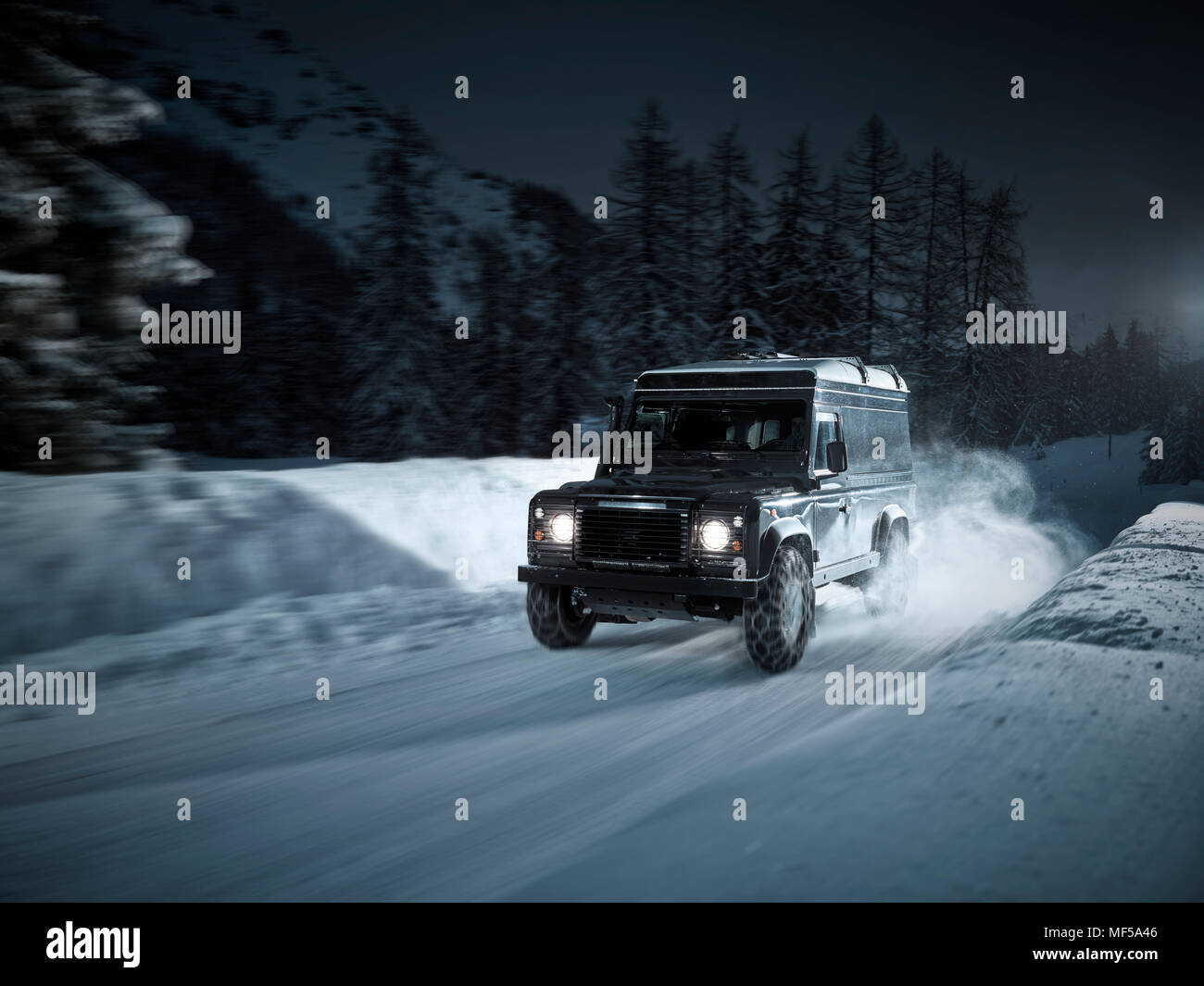 Night vehicle hi-res stock photography and images - Alamy