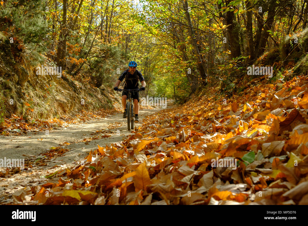 Finale ligure mtb hi-res stock photography and images - Alamy