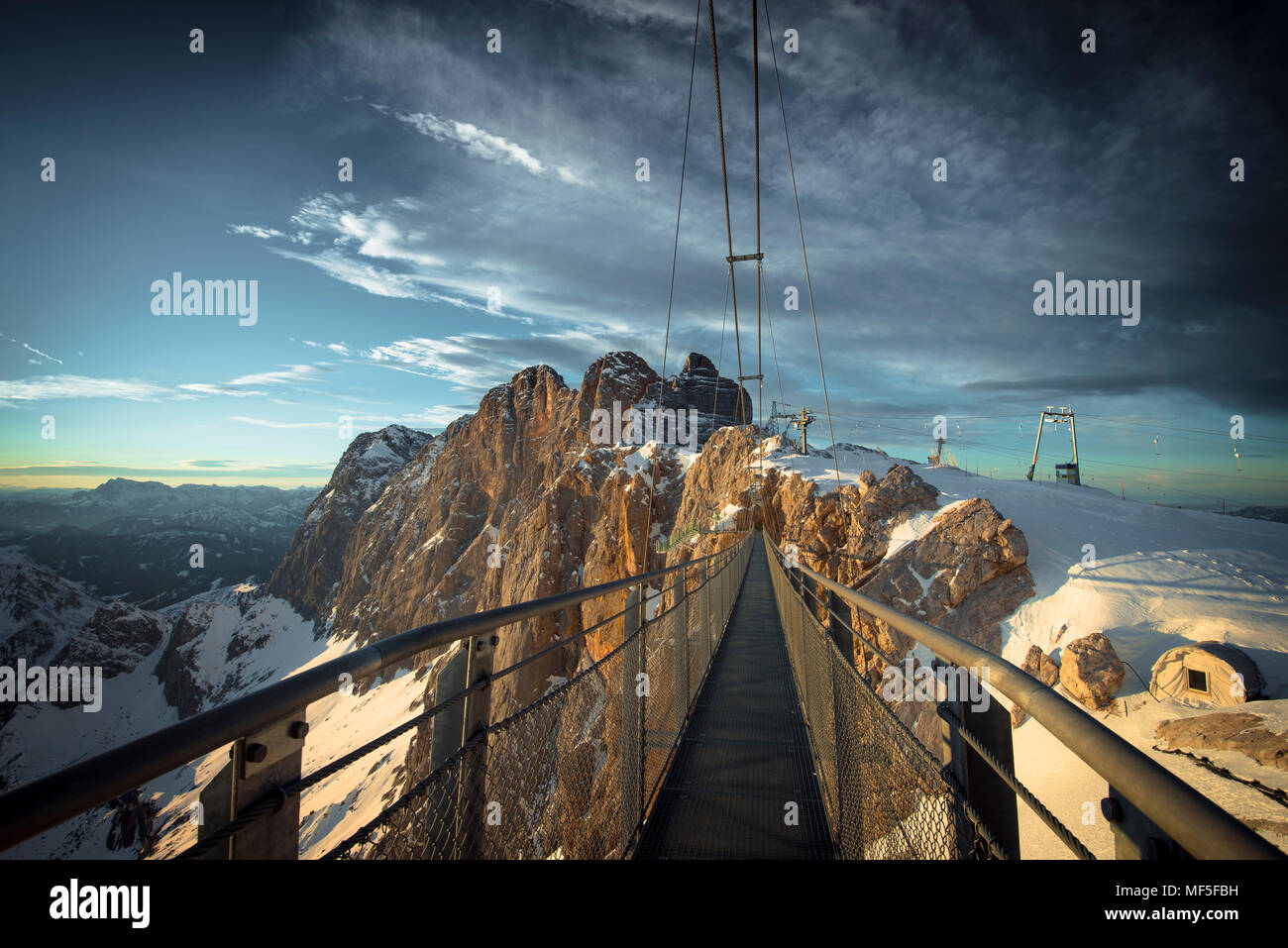 Swinging bridge at dachstein hi-res stock photography and images - Alamy