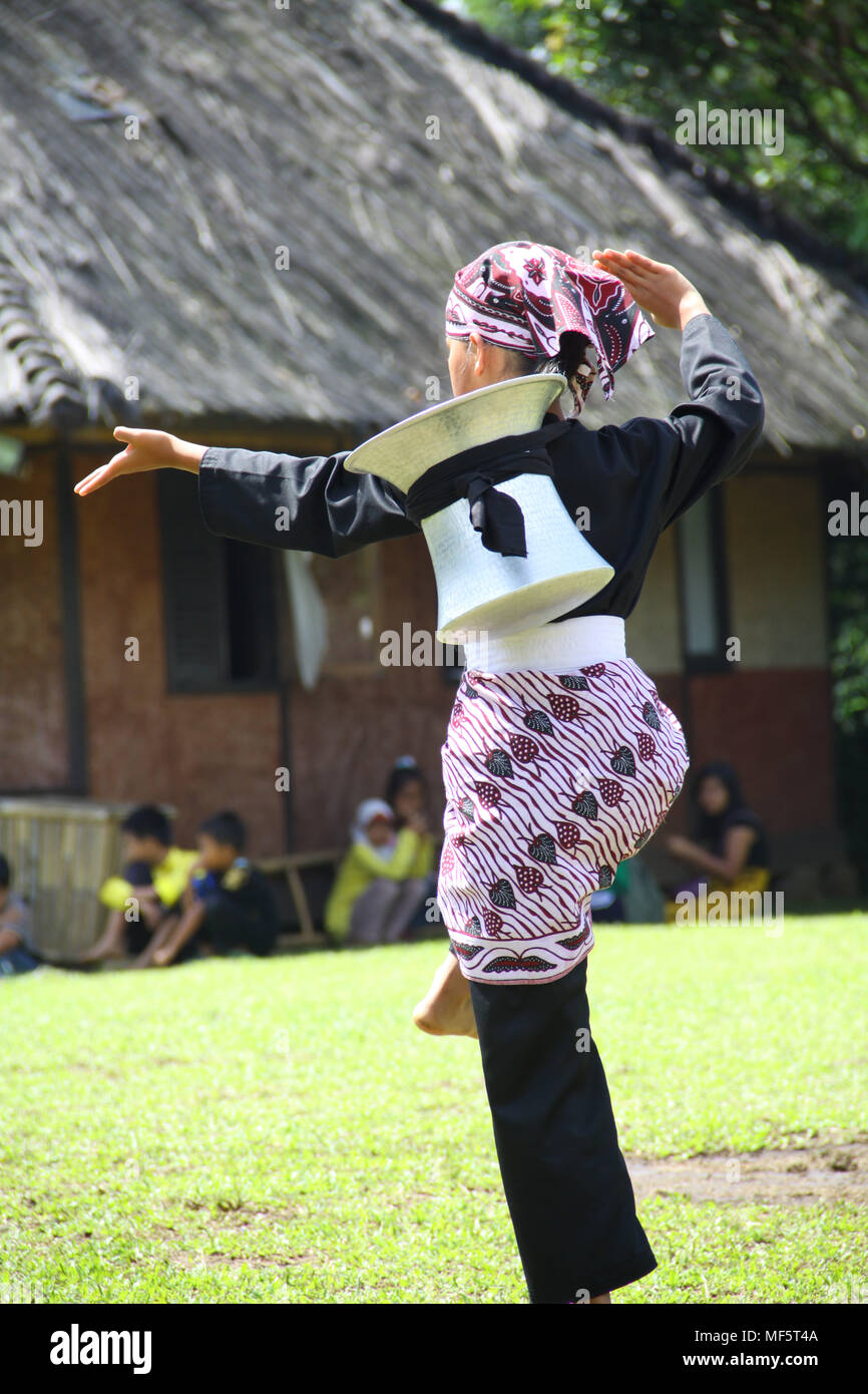 Sundanese cultural art hi-res stock photography and images - Alamy