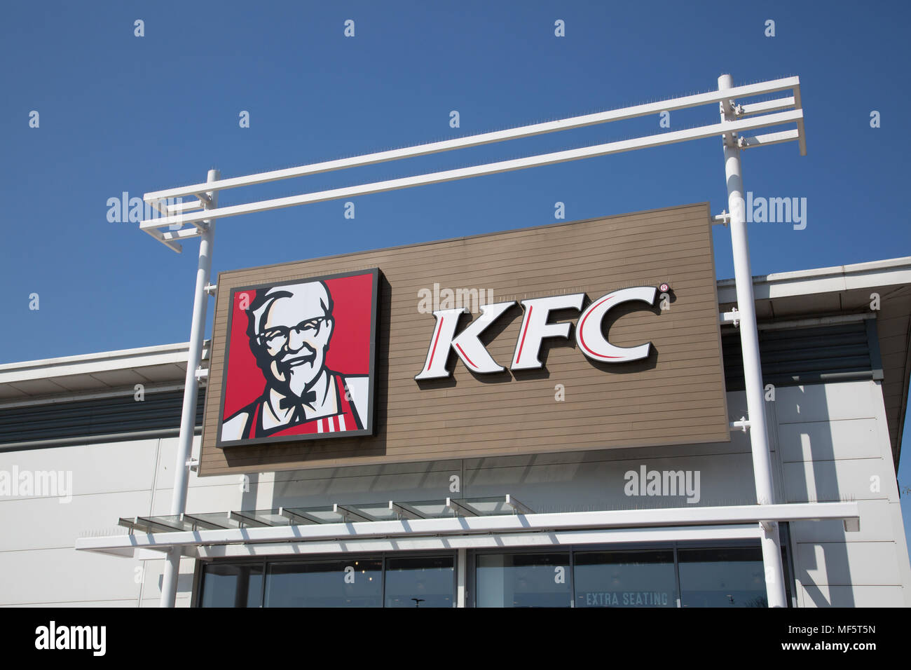 Kfc store front hi-res stock photography and images - Alamy