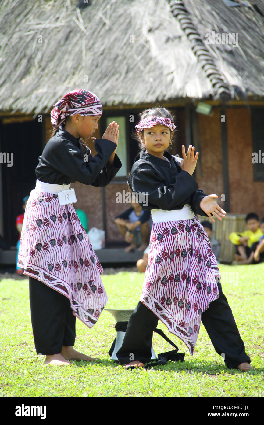 Sundanese Art High Resolution Stock Photography and Images - Alamy
