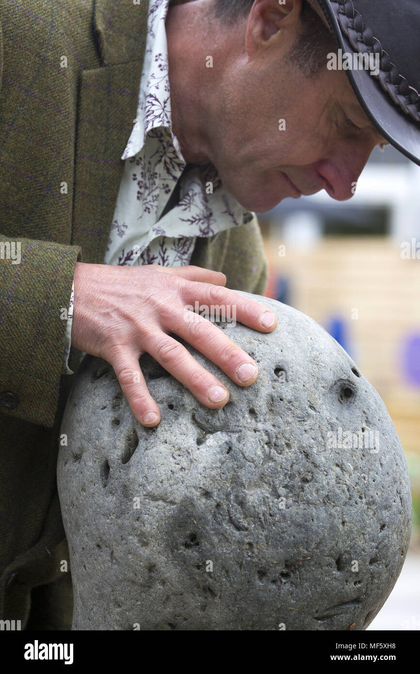 Adrian Gray Stonebalancing, Chelsea Flower Show 2015 Stock Photo - Alamy